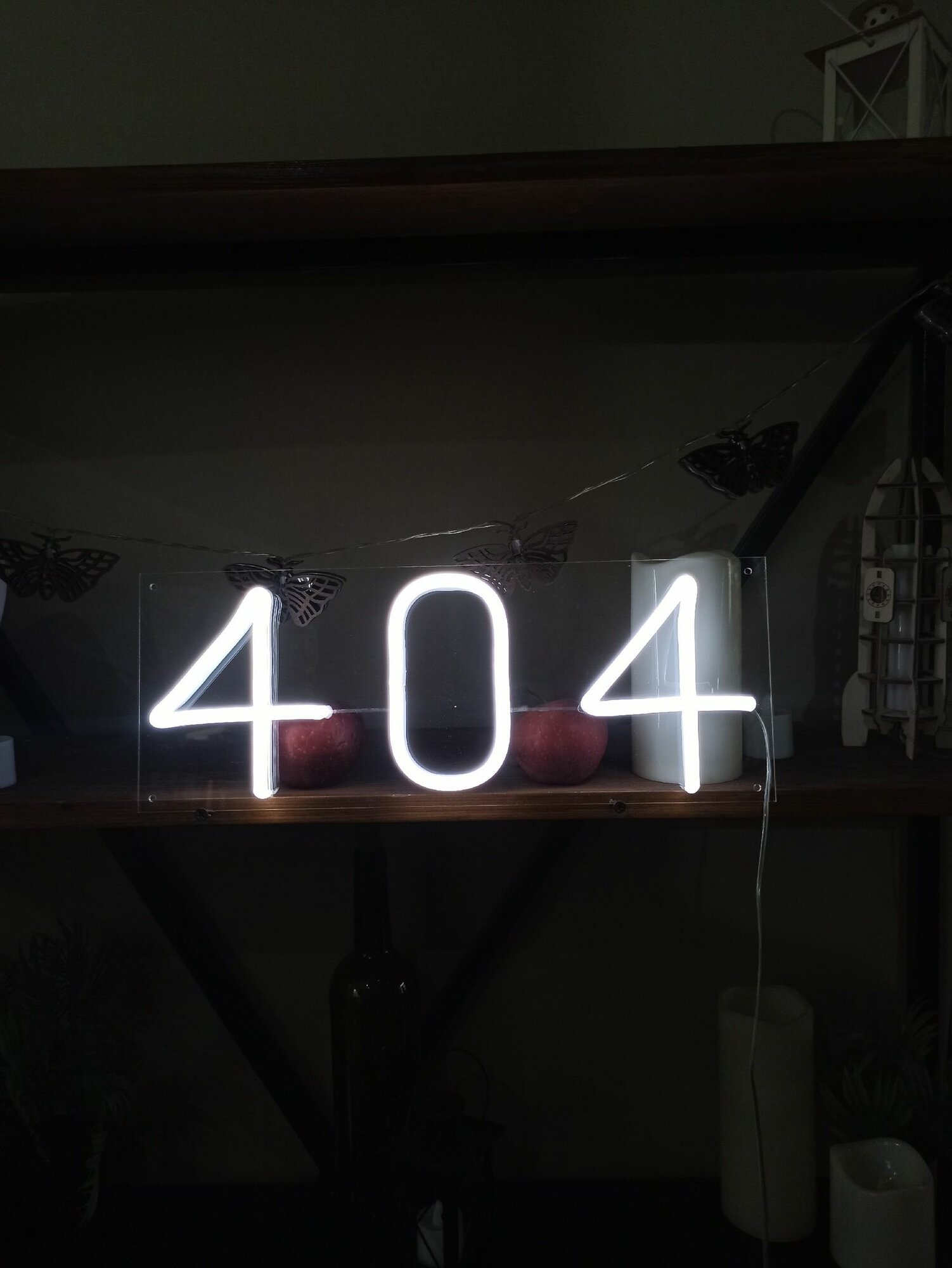 Неоновая вывеска 404, 40х15 см, белая