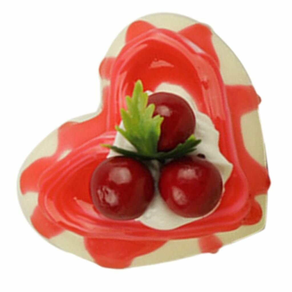 Имитация торта-красный