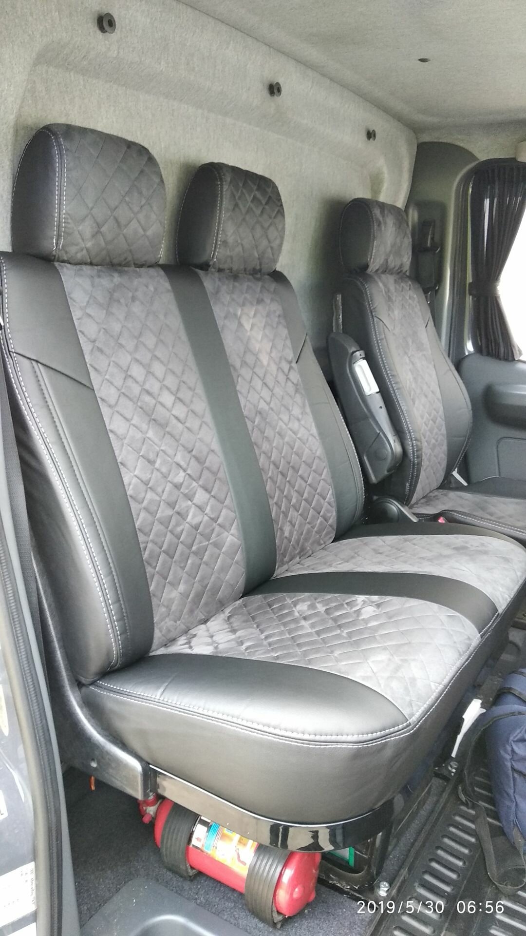 Чехлы на сиденья Sollers Atlant (3 места) пасс. спинка сплошная с 22г.