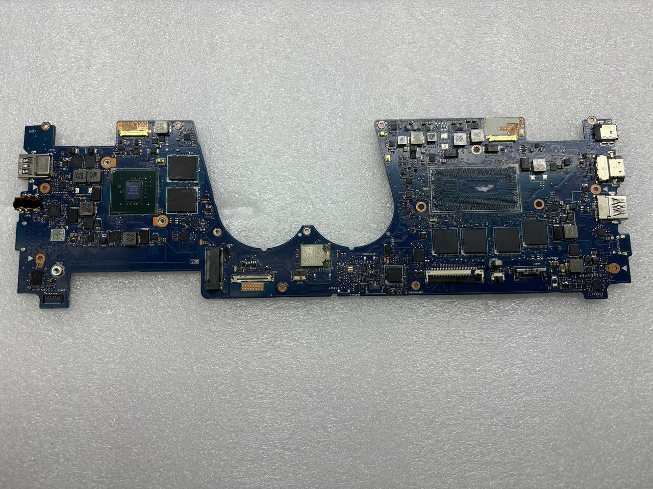 Материнская плата ASUS UX481FL донор GPU N17S-LG-A1 (039236)
