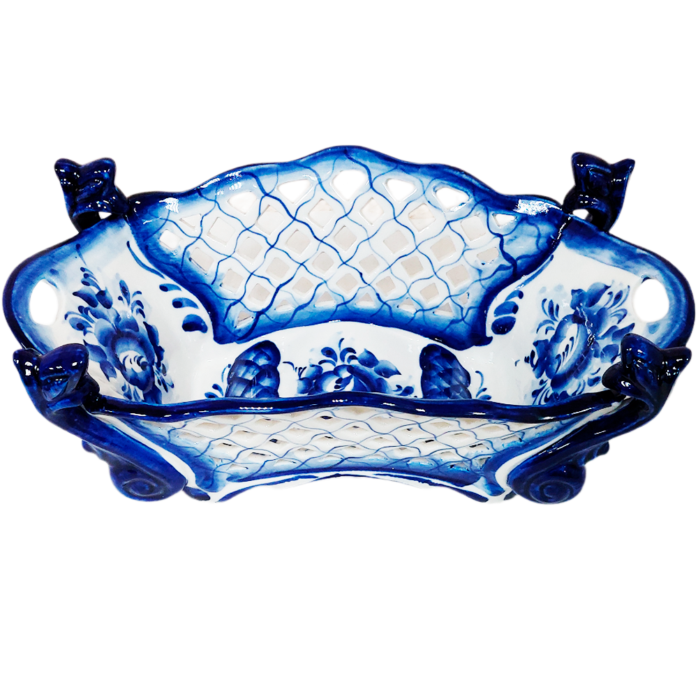 Фарфоровая конфетница ручной работы "Морской бриз", гжель