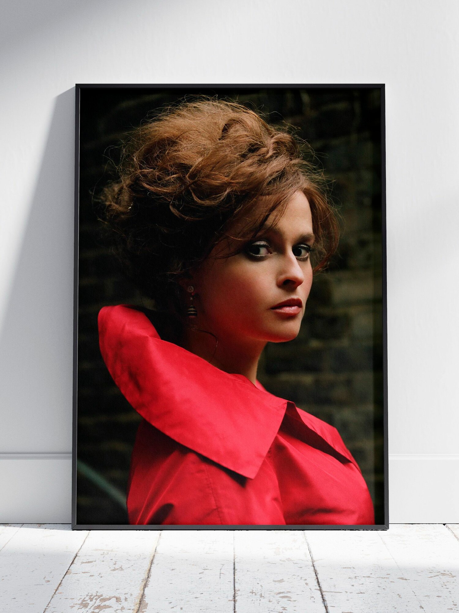 Плакат на стену для интерьера Хелена Бонем Картер (Helena Bonham Carter 27) - Постер по актеру фильма, кино, сериала формата A4 (21x30 см)