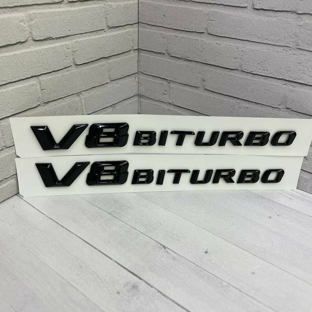 Комплект чёрных глянцевых эмблем V8 biturbo на крыло для Mercedes Benz 2 шт.