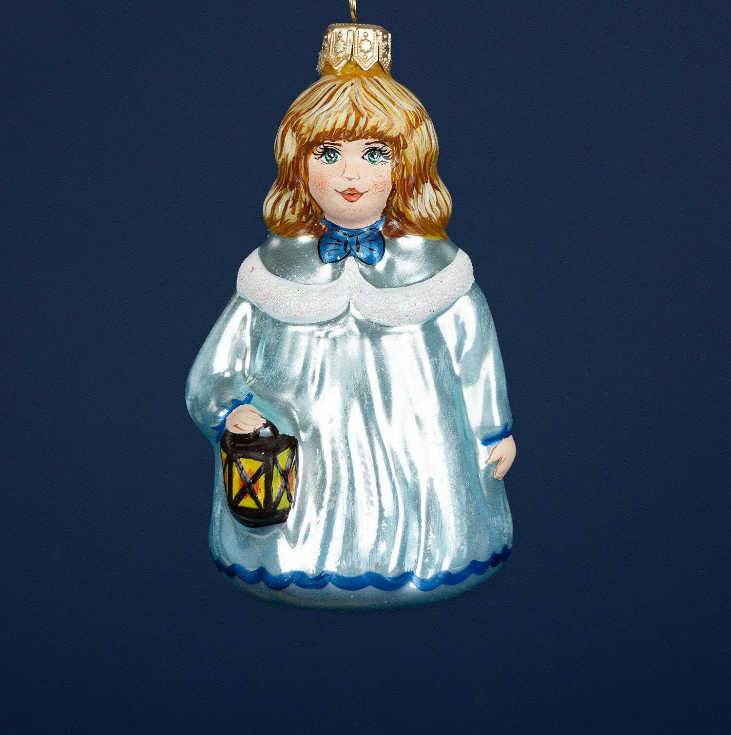 Елочная игрушка Девочка с фонарем