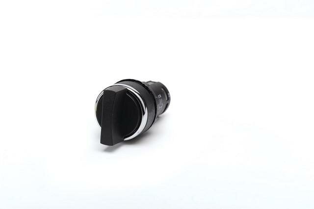 Переключатель моноблочный 22мм IP 40 1НО с фиксацией EMAS MB100S20
