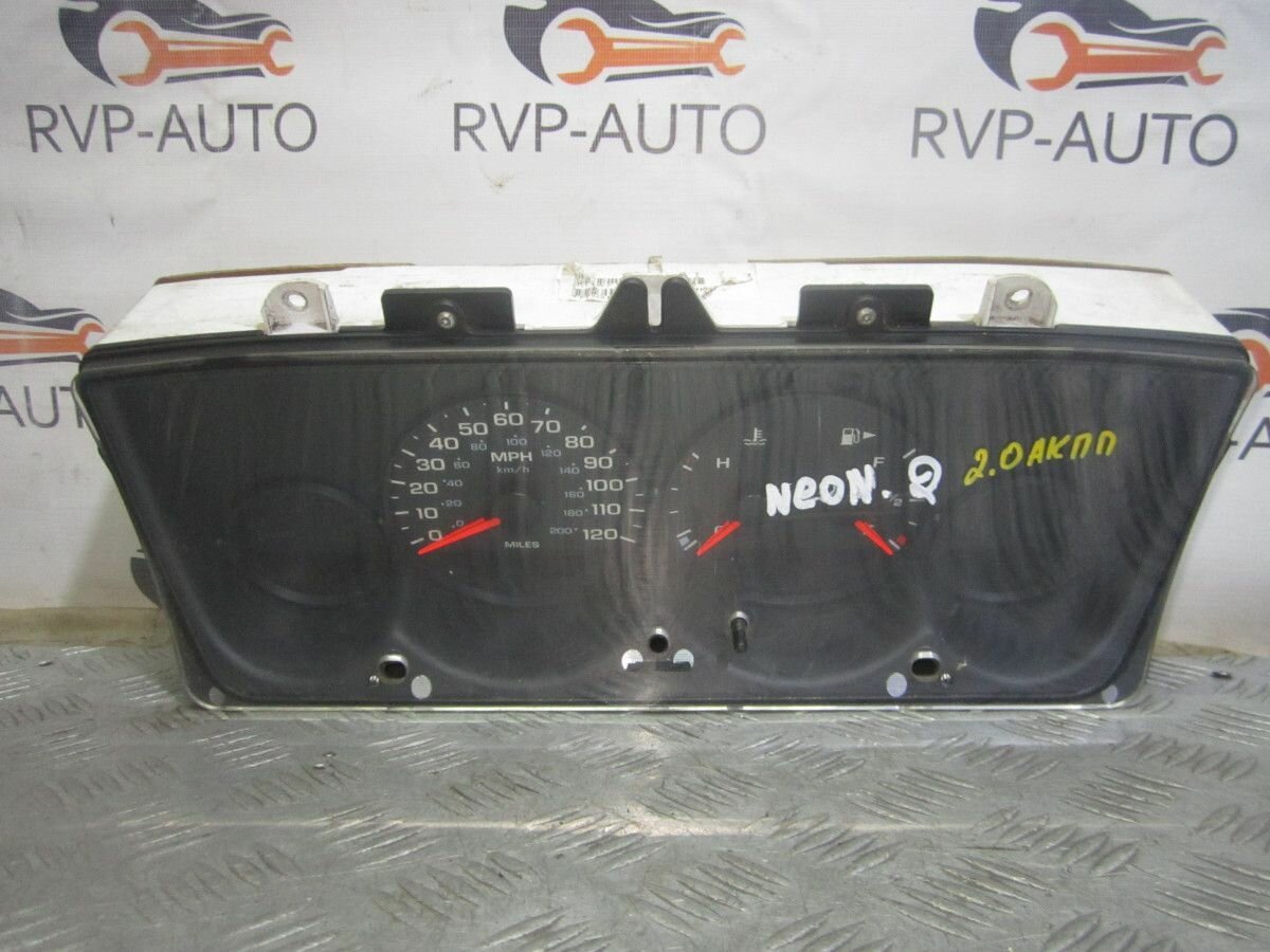 Панель приборов Dodge Neon 2.0 АКПП 2003-2005