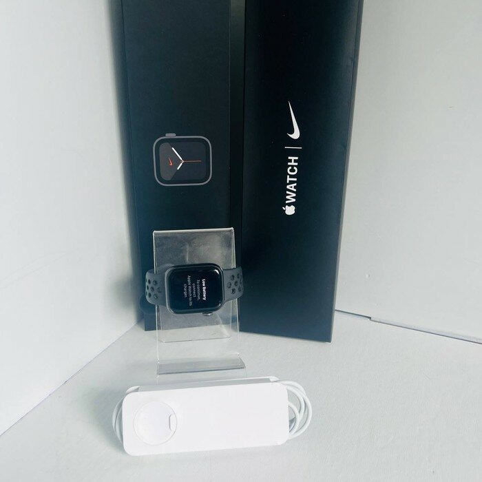 Смарт-часы Apple Watch Series 1 38mm