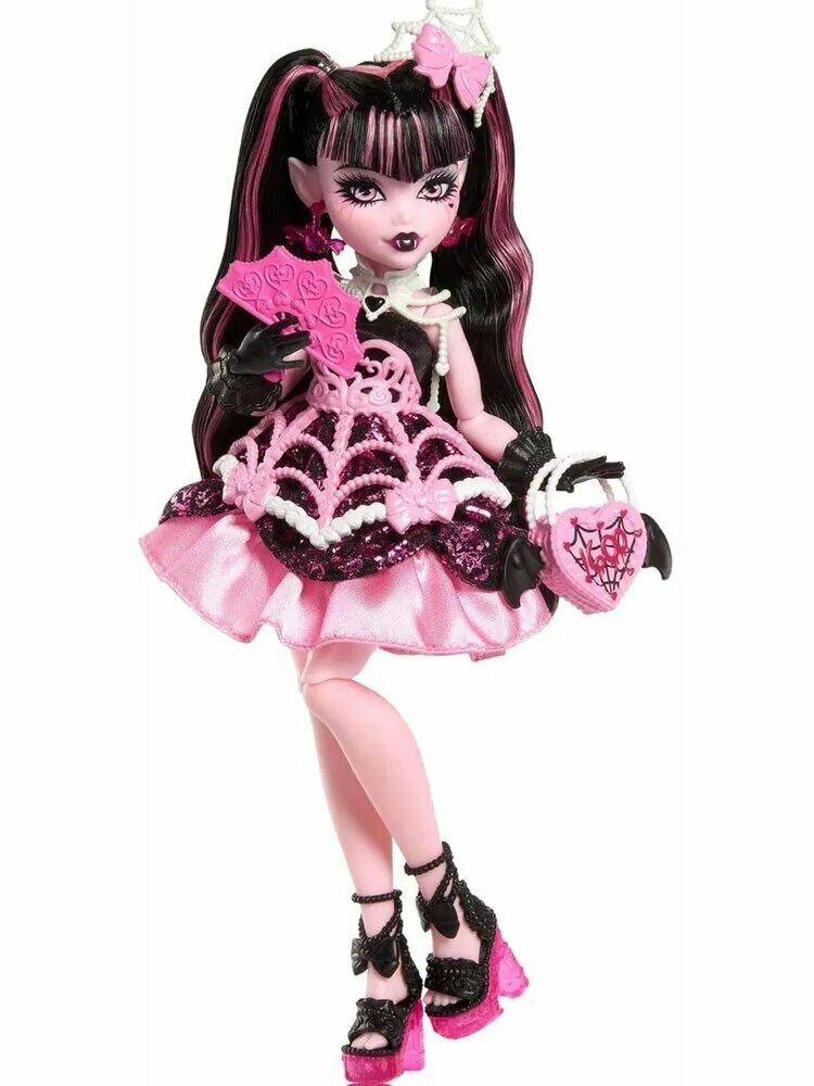 Кукла ужасов Школы Монстров на день рождения, Дракула в розовом вечернем платье