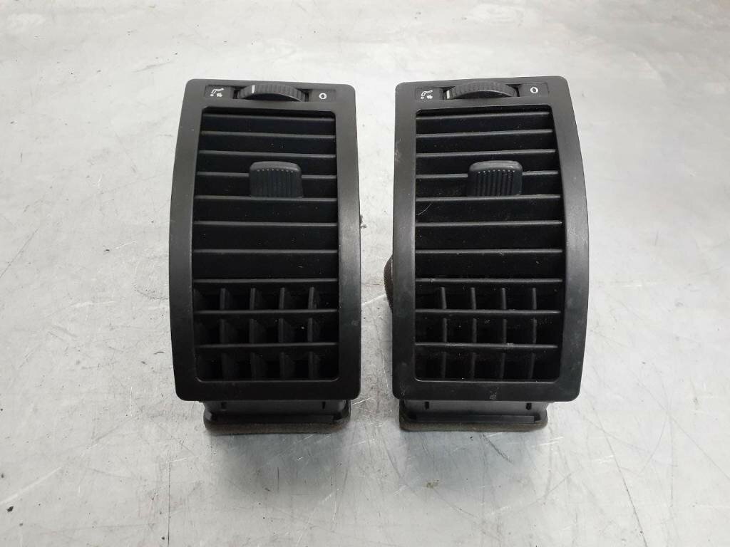 Дефлектор обдува салона Volkswagen Polo 4 рест. 2008 6Q08197039B9