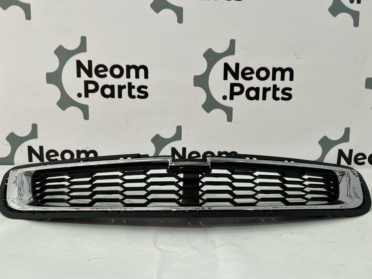 Решетка радиатора нижняя (хром) Chevrolet Cobalt 11-н. в