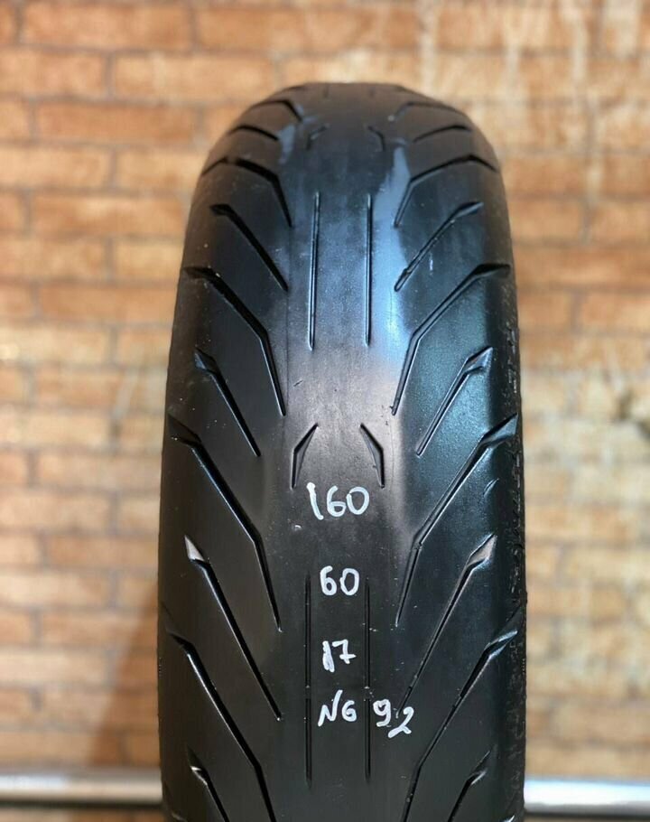 Мотошина 160/60 R17 Pirelli Angel GT No692