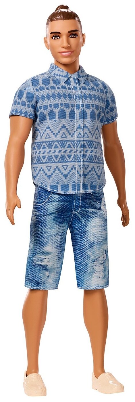 Кукла Barbie Fashionistas 13 Игра с модой Кен DWK44 шатен в голубой рубашке и джинсовых шортах