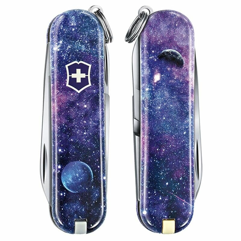 Victorinox Classic SD Граффити 2020 Камуфляж Компактный SAK 58 мм для отдыха, путешествий (0.6223.7E26)