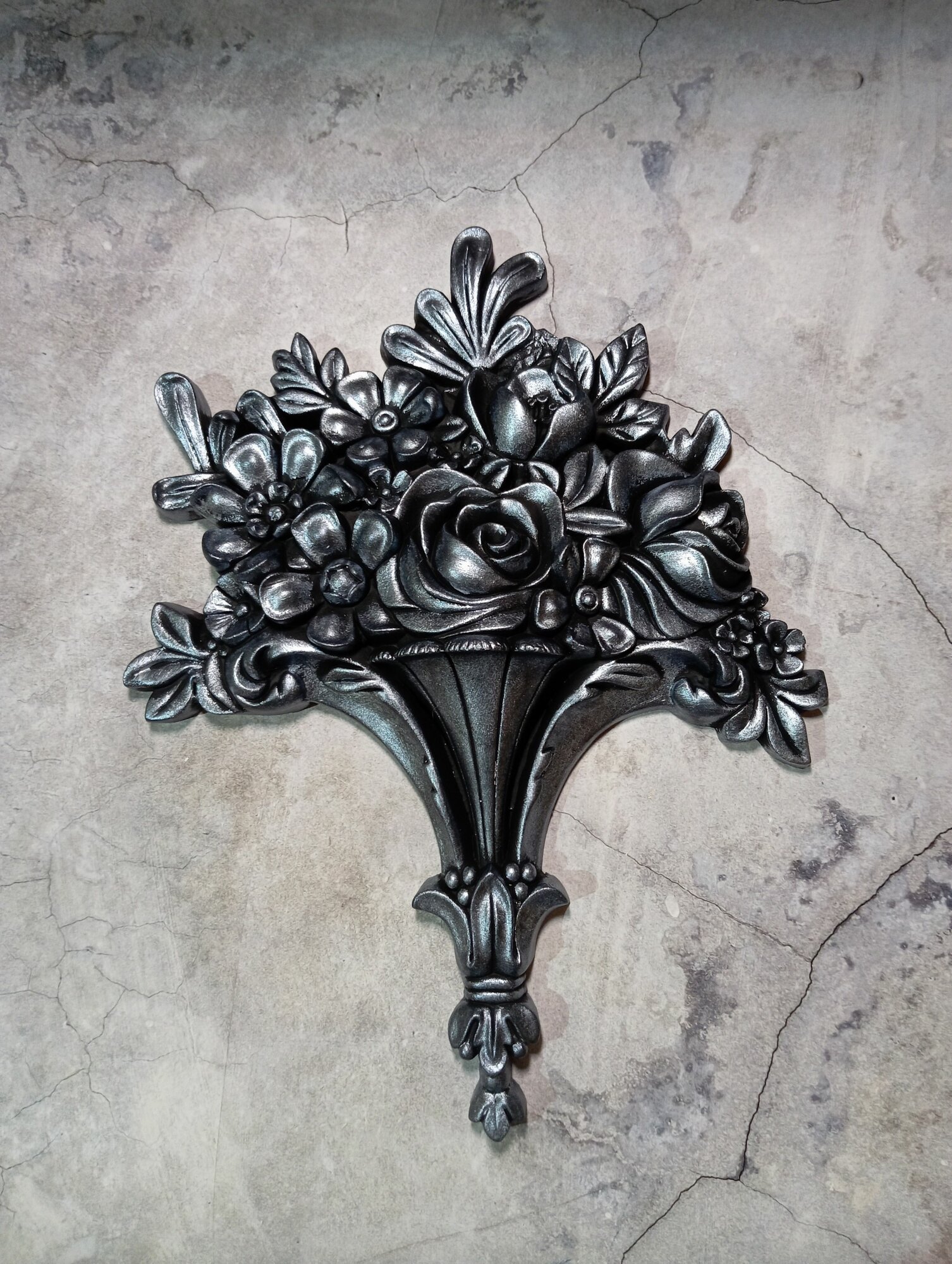 Декоративный букет на стену. серебро