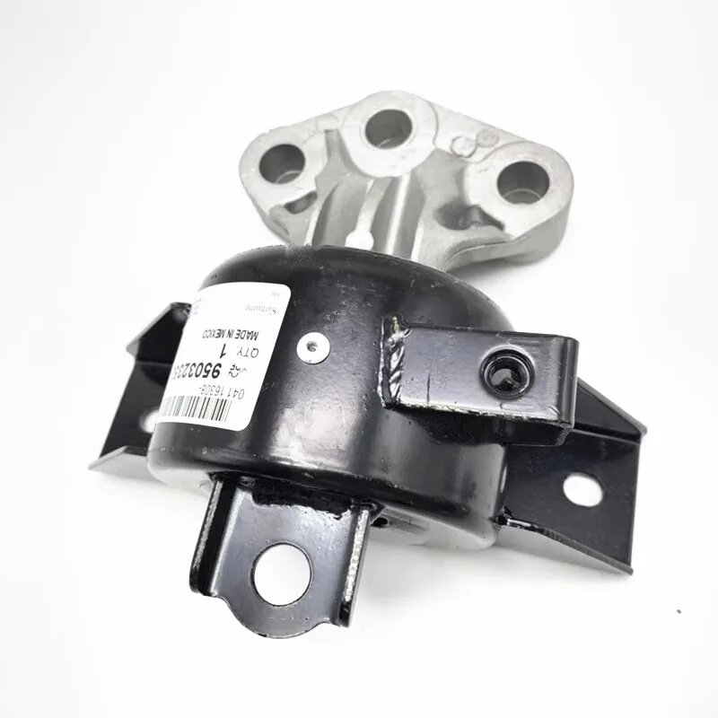 Новый левый изолятор-установка двигателя MT для CHEVROLET Sonic Aveo T300 MTM 95032352 95032353 2012-2017