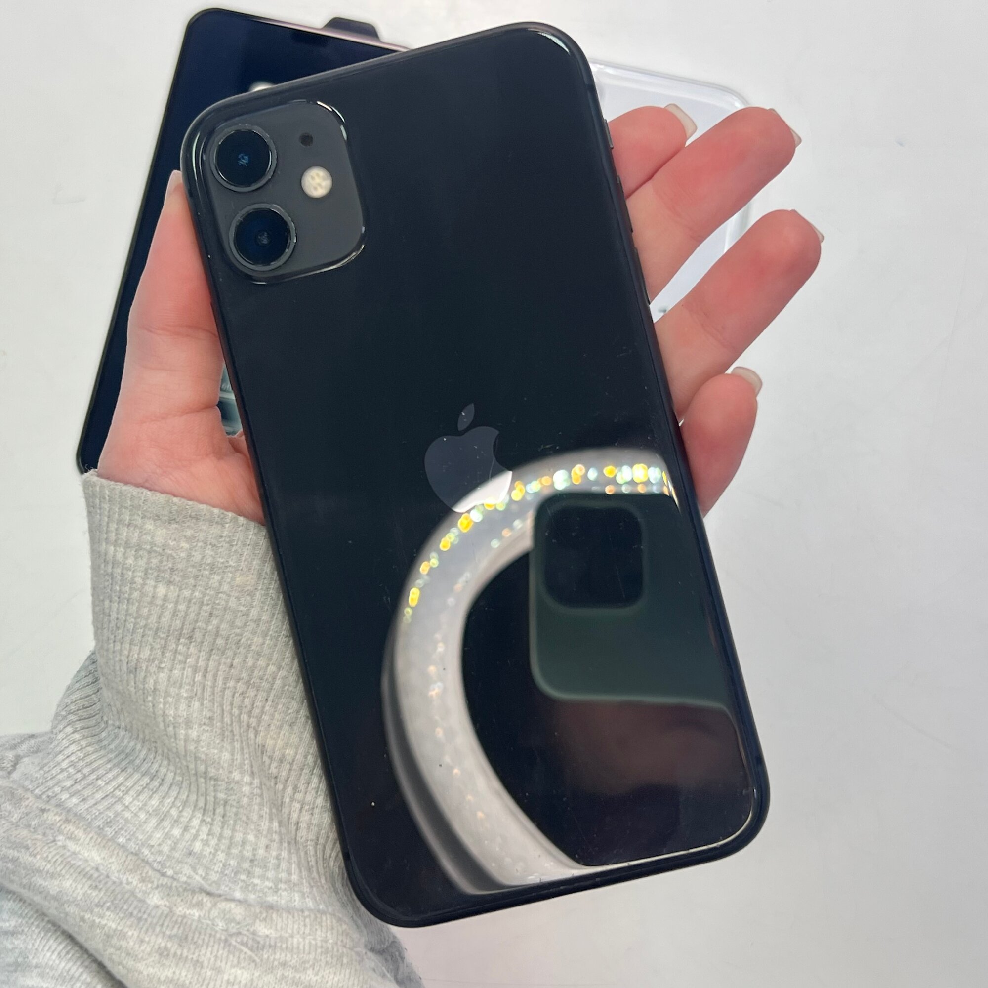Смартфон Apple iPhone 11 64 ГБ, Dual: nano SIM + eSIM, черный (без rustore)