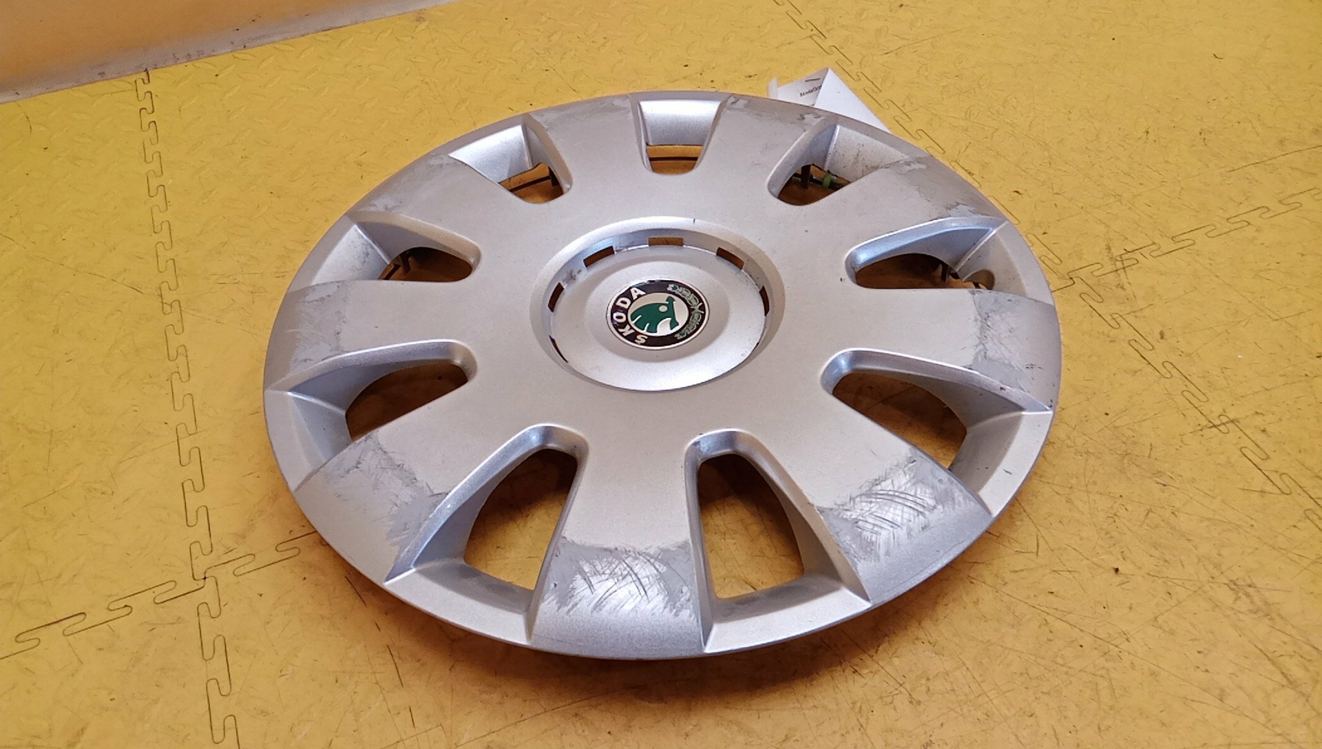 Колпак декоративный Octavia (A5 1Z-) Skoda 1Z0601147