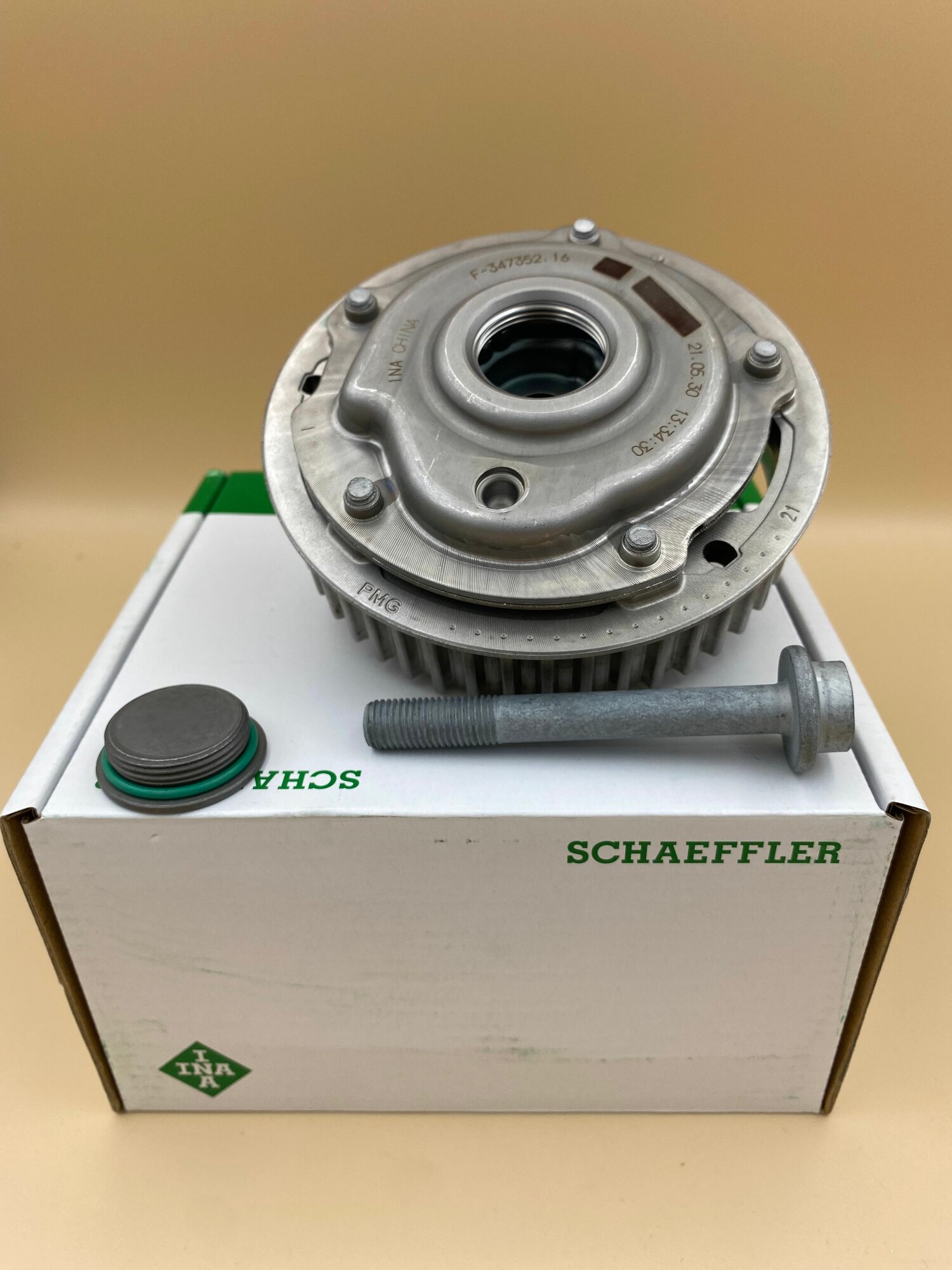 Оригинальная шестерня фазорегулятор распределительного вала 1,6-1,8 XER впуск INA 55568386 - арт. 4271013100