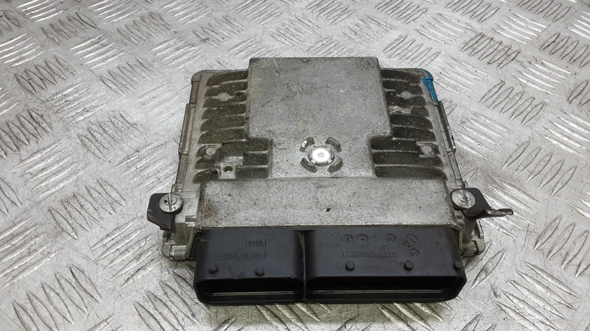 Блок управления двс SKODA RAPID, Номер 03F906070HA 5WP44882