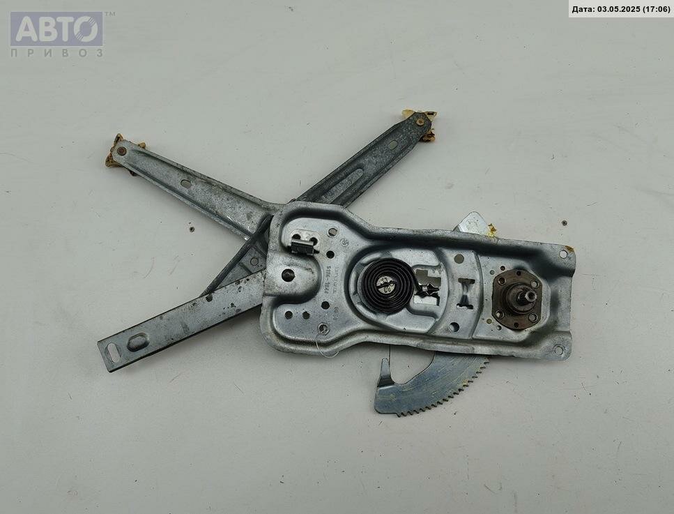 Стеклоподъемник механический задний левый BMW 5 E34 (1987-1996)