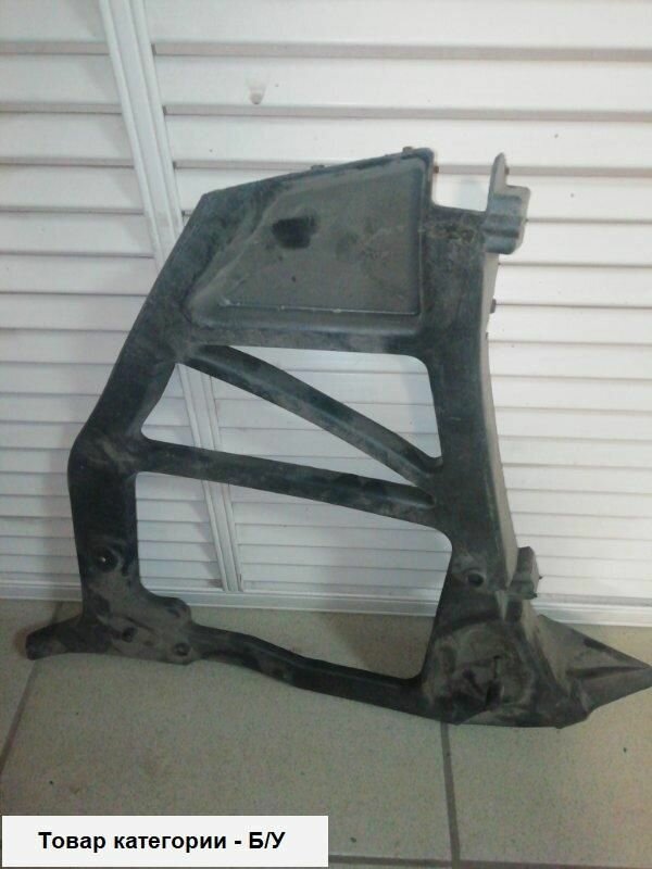 Кронштейн бампера FORD Focus 2 2005 Задн. Прав. - Б/У