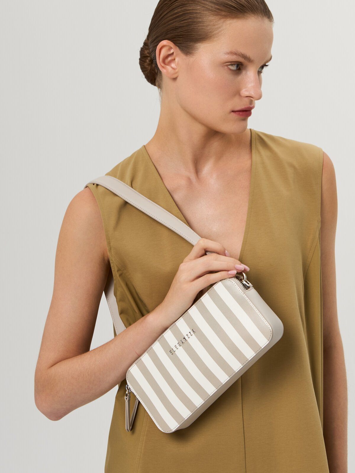 Сумка клатч