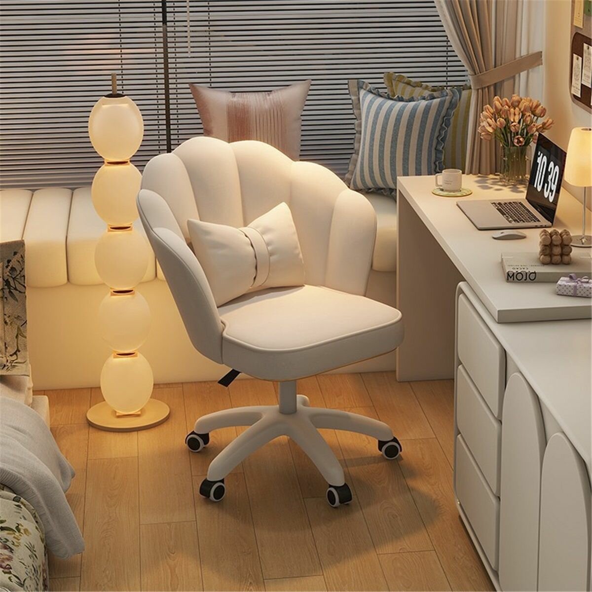 Офисное кресло, Кресло "Лотос", офисное, регулируемое, экокожа, цвет бежевый/белый
