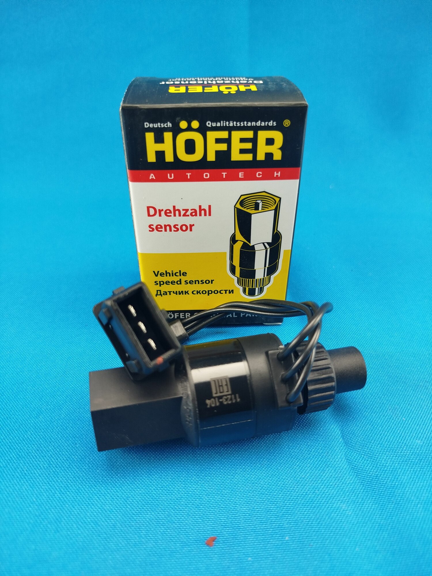 Датчик скорости "HOFER" для автомобилей ВАЗ 2110-15 (прямоугольный разъем, с проводом)