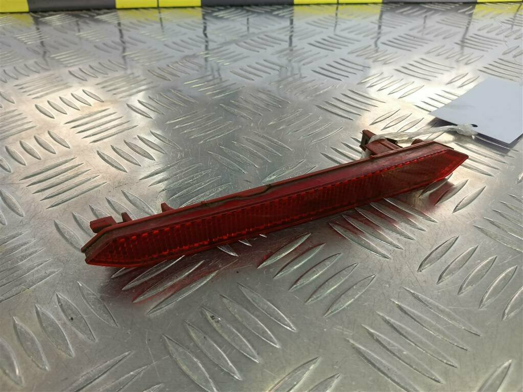 Катафот задний Б/У для HONDA Civic VIII (2005—2009) 33555SMGE01