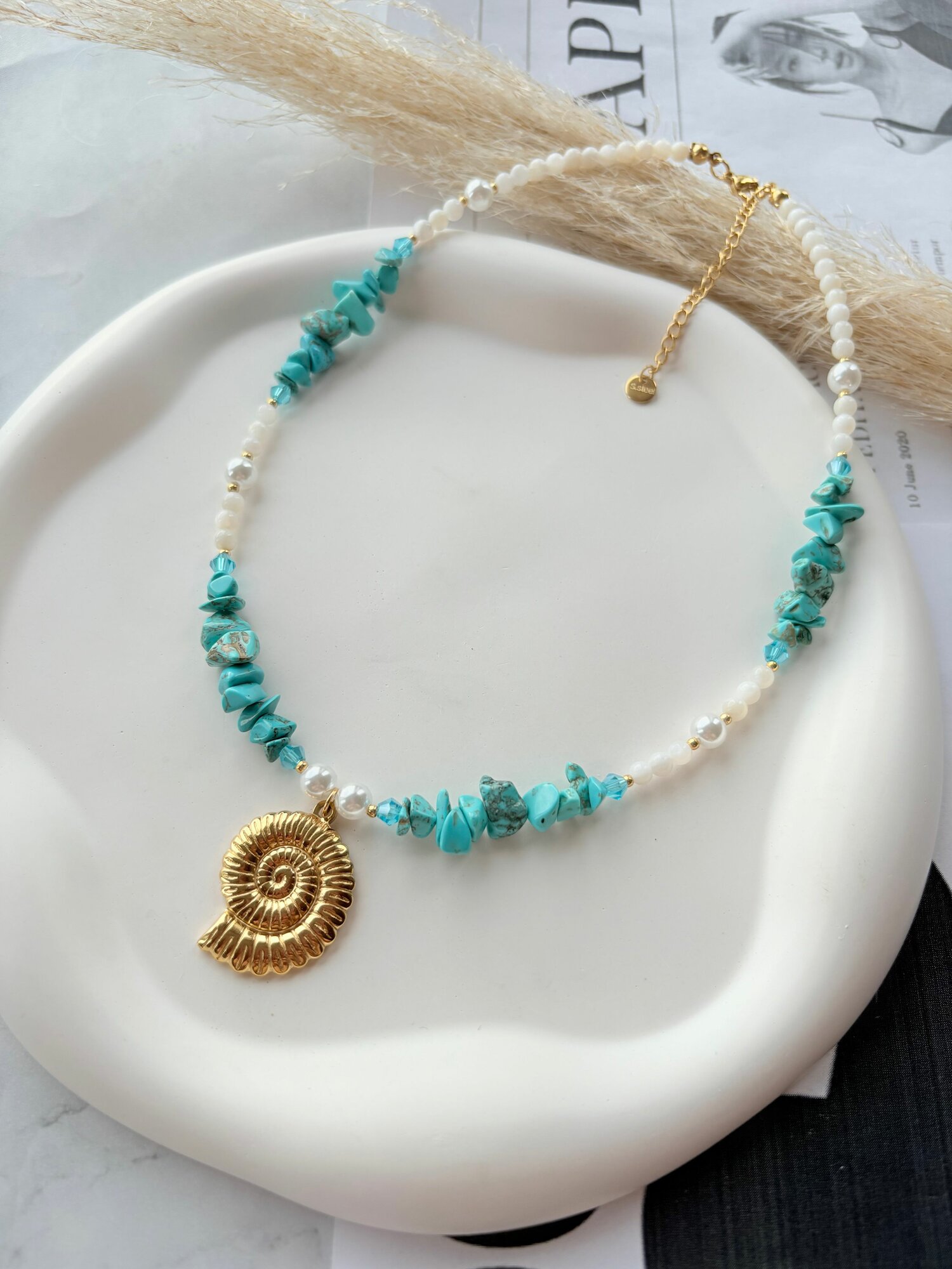 Чокер, бирюза синтетическая, перламутр, жемчуг имитация