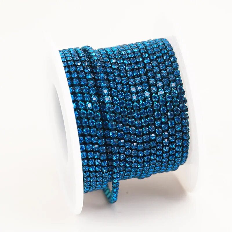 Бирюзовая стразовая нить для рукоделия Capri Blue, SS6(2mm)-5yards