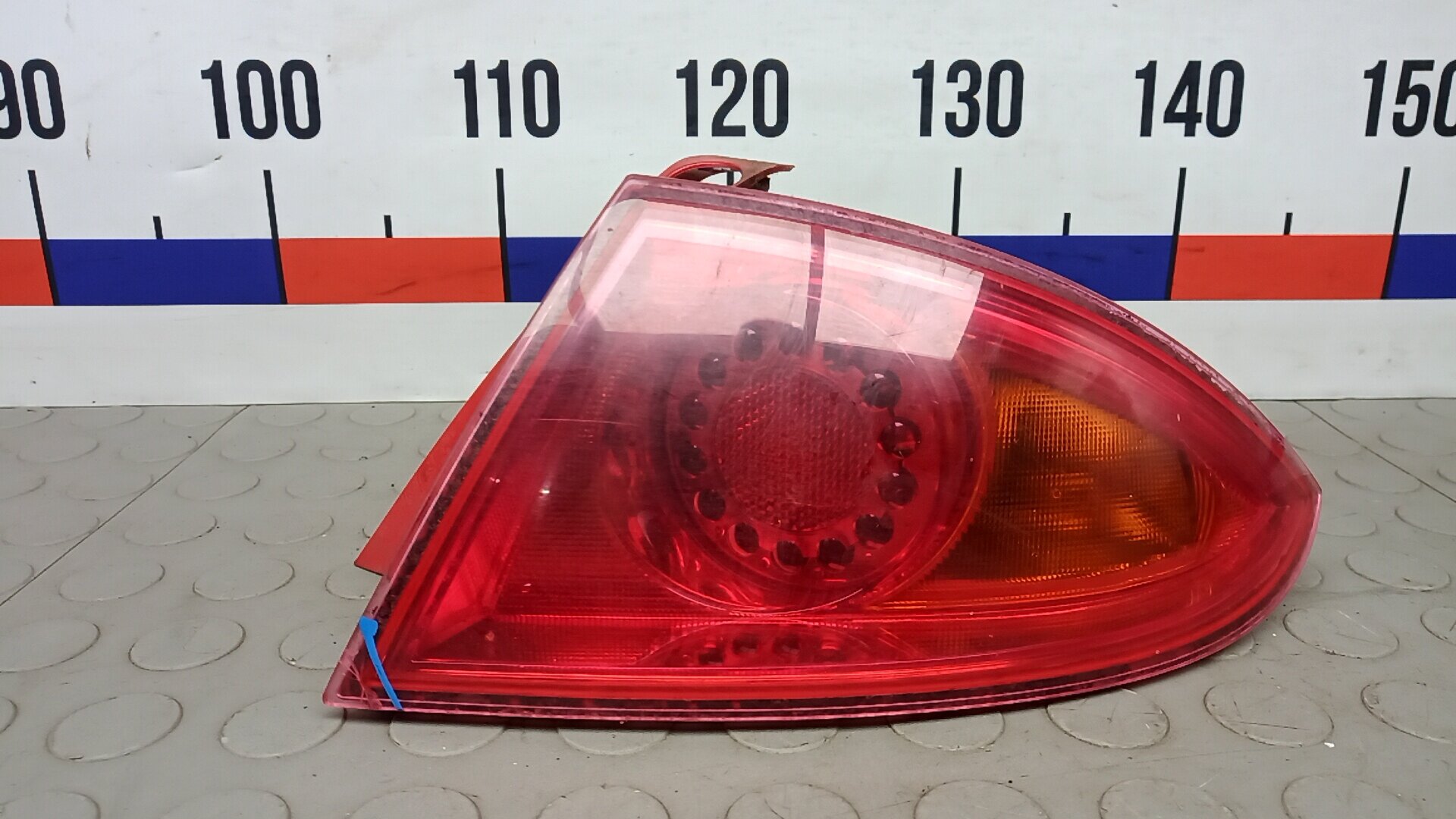 Фонарь задний правый SEAT LEON 2