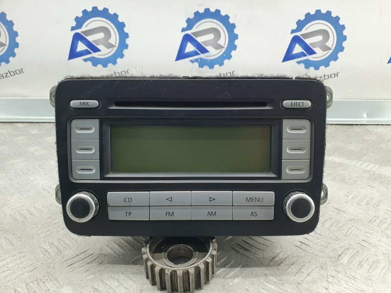 Б/У Магнитола Volkswagen Passat B6 / Фольксваген Пассат Б6 1.9 BXE 105Л.С. 2006