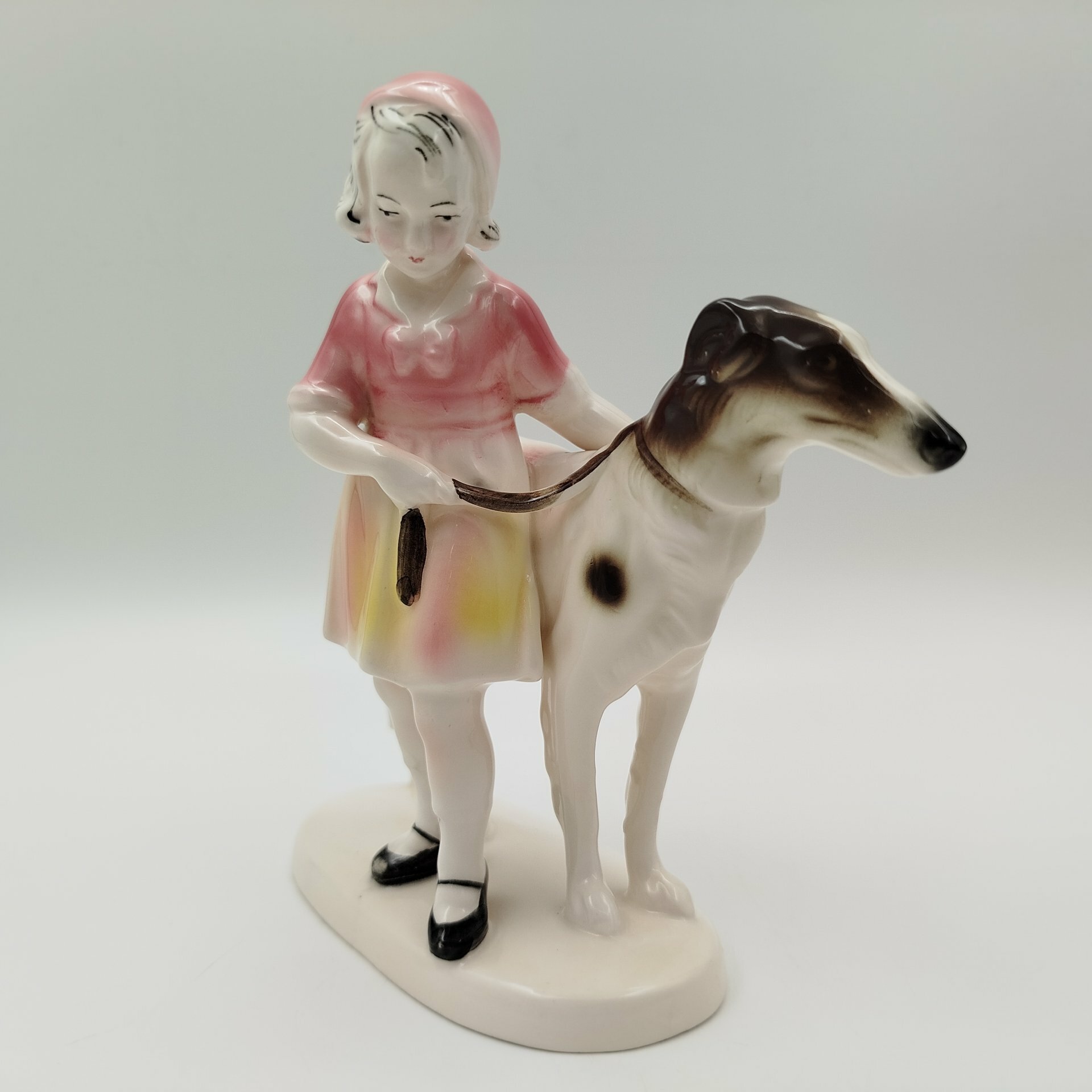 Статуэтка "Девочка с борзой", Katzhutte, фаянс, роспись, Германия, 1958-1990 гг.