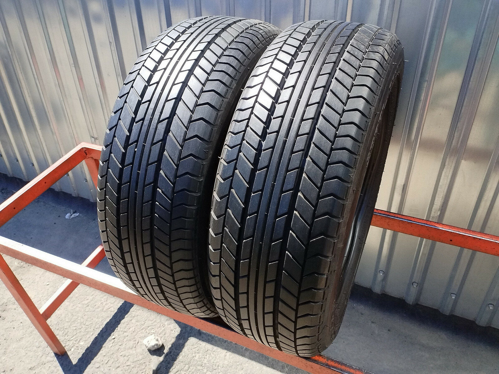 Пара Б/У шин 175/60 R13 GT Radial Champiro 60