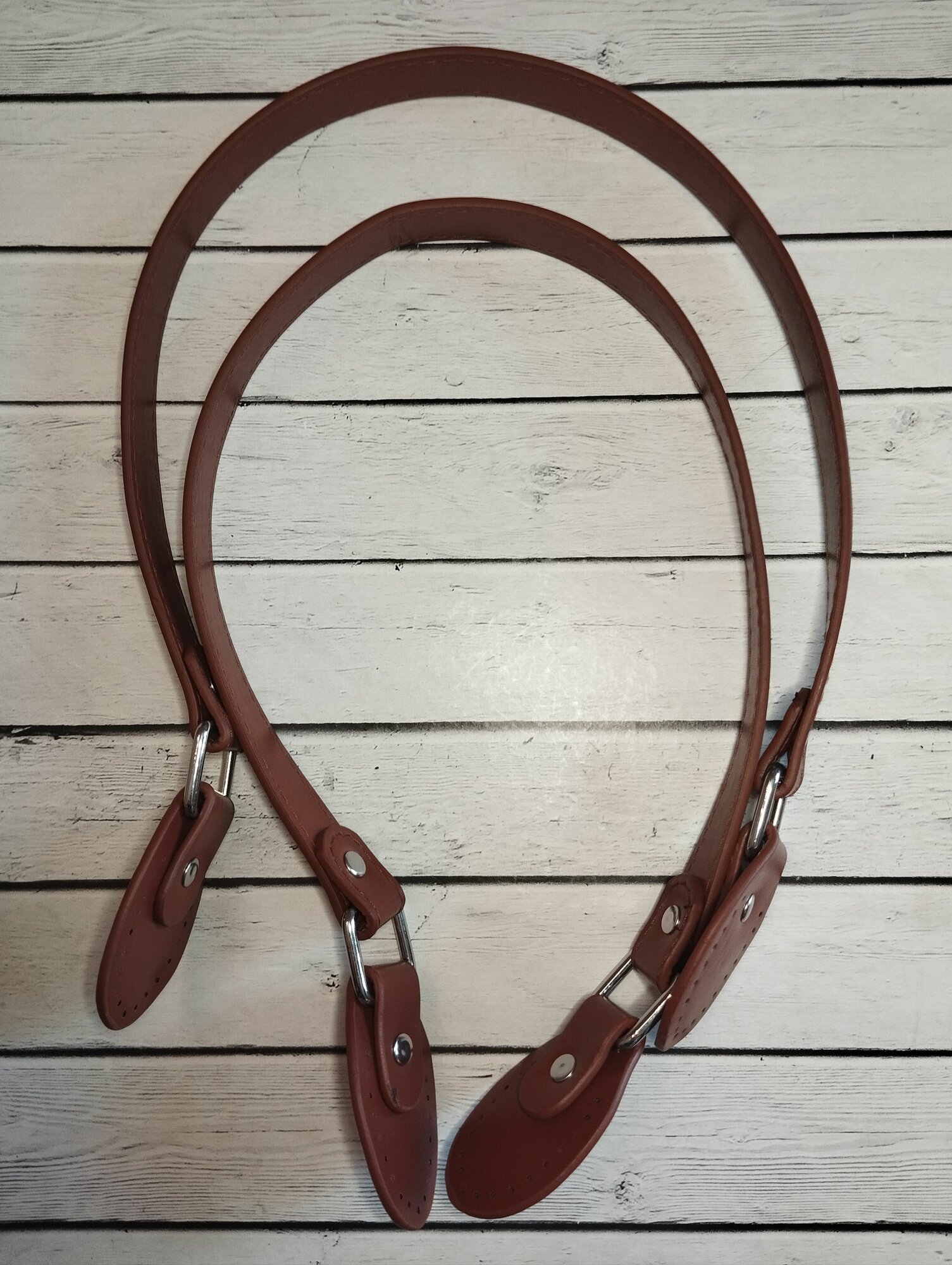 Ручки для сумки коричневые плоские нашивающиеся 66см, фурнитура серебро, 2шт