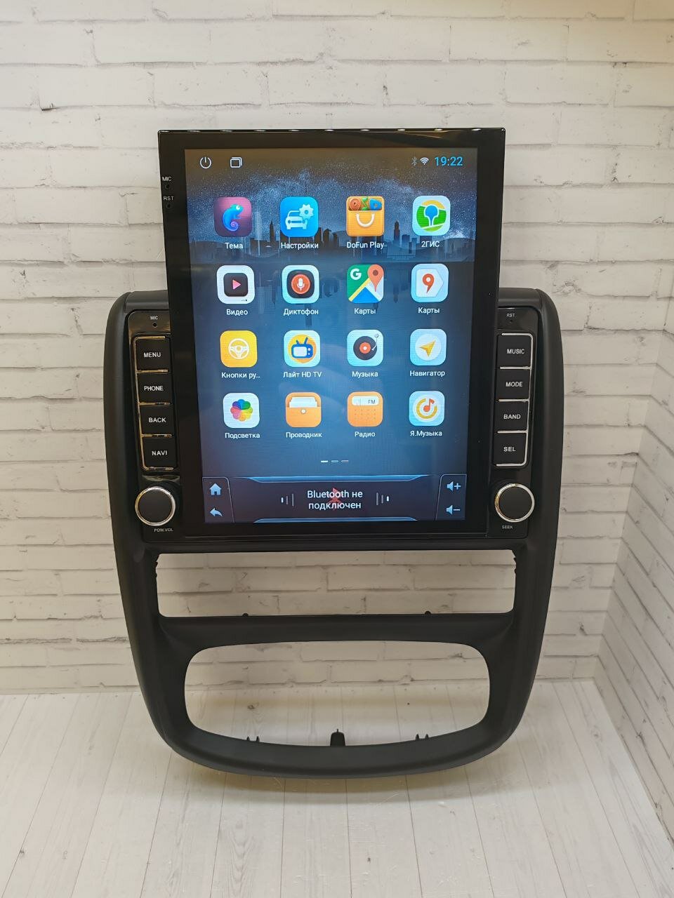 Магнитола андроид Tesla для Рено Дастер (Renault Duster) 2010-15г/ 8-ядер по 2,2МГц/4+64гб/Android-Auto/CarPlay