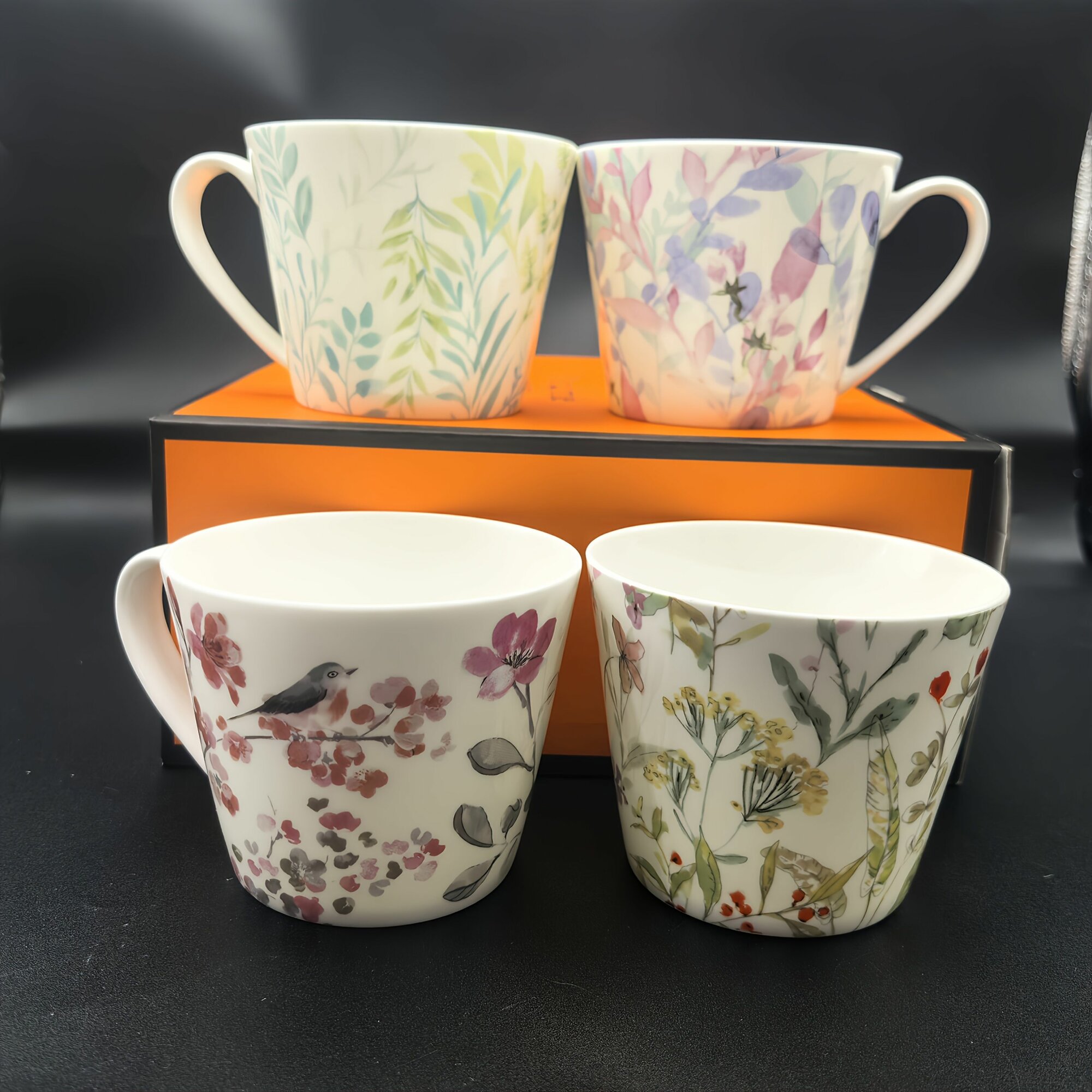 Набор костяного фарфора с цветочными птицами, 4 предмета (кружка 400 мл), подарочная упаковка, A