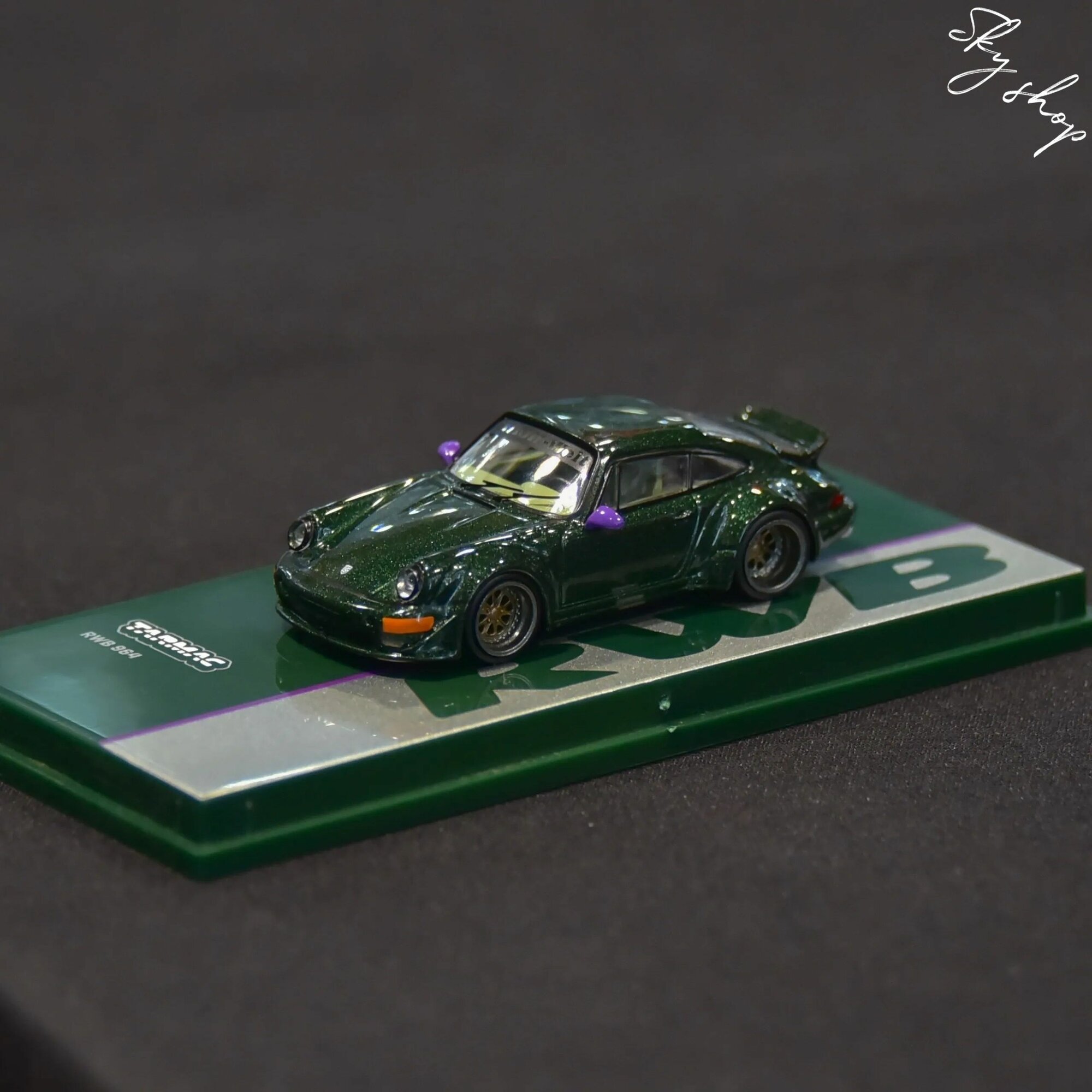 Машинка Tarmac works 1:64 Porsche RWB 964 модельки машин металлические