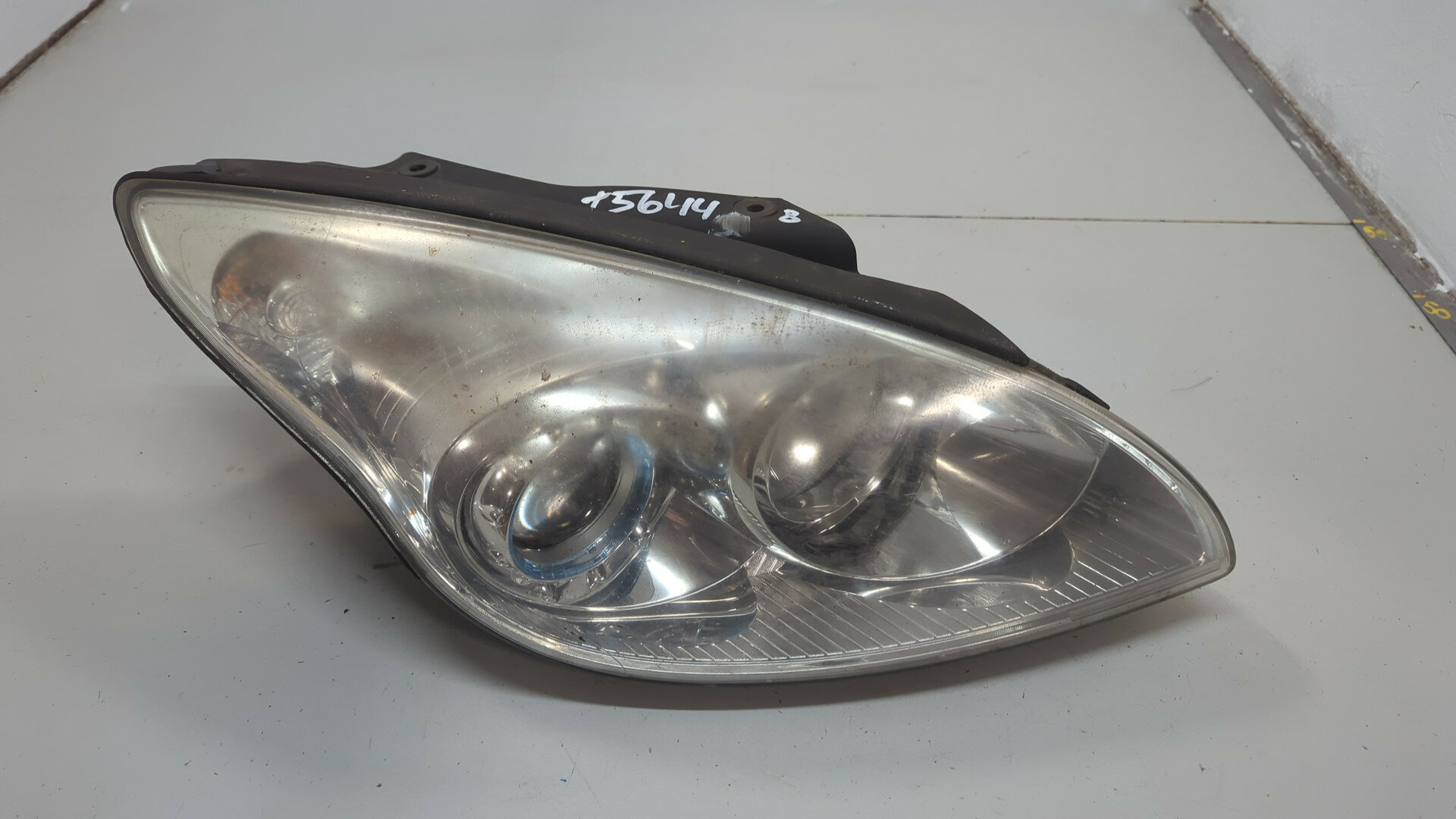 Фара (передняя) правая Hyundai i30 Б/У