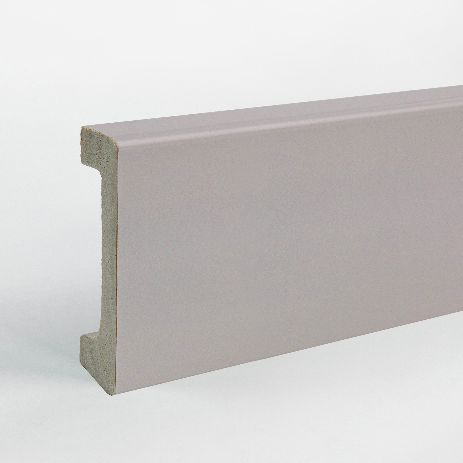 Плинтус дюрополимер напольный DECOMASTER (декомастер), 80х17х2400 мм, D235-119 ДМ капучино