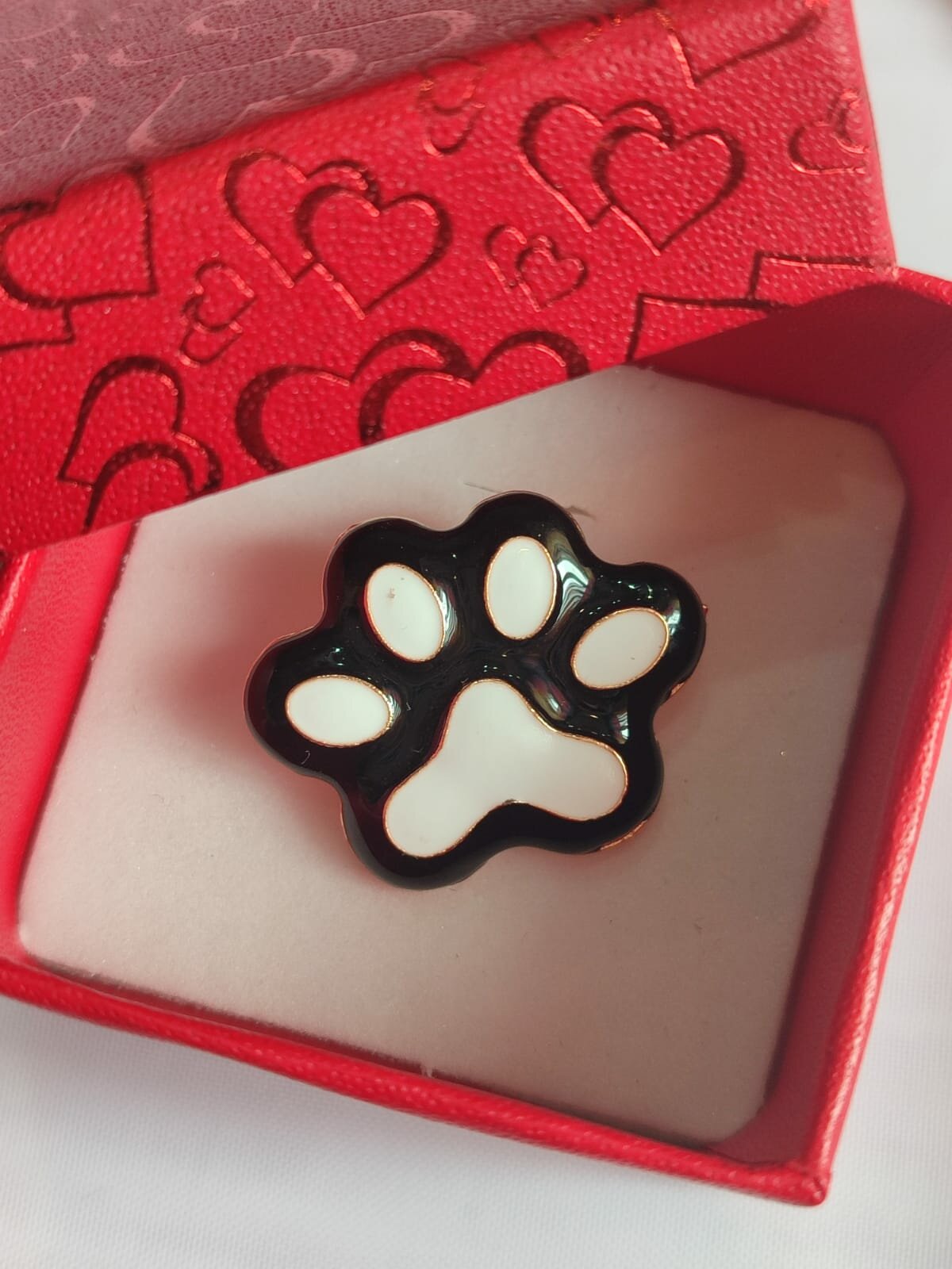 Брошь, эмаль