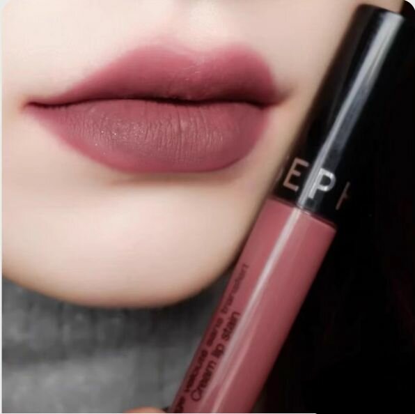 Кремовая помада для губ SEPHORA COLLECTION Matt Satin Bitisli Mat Ru 13 Изумительный лиловый