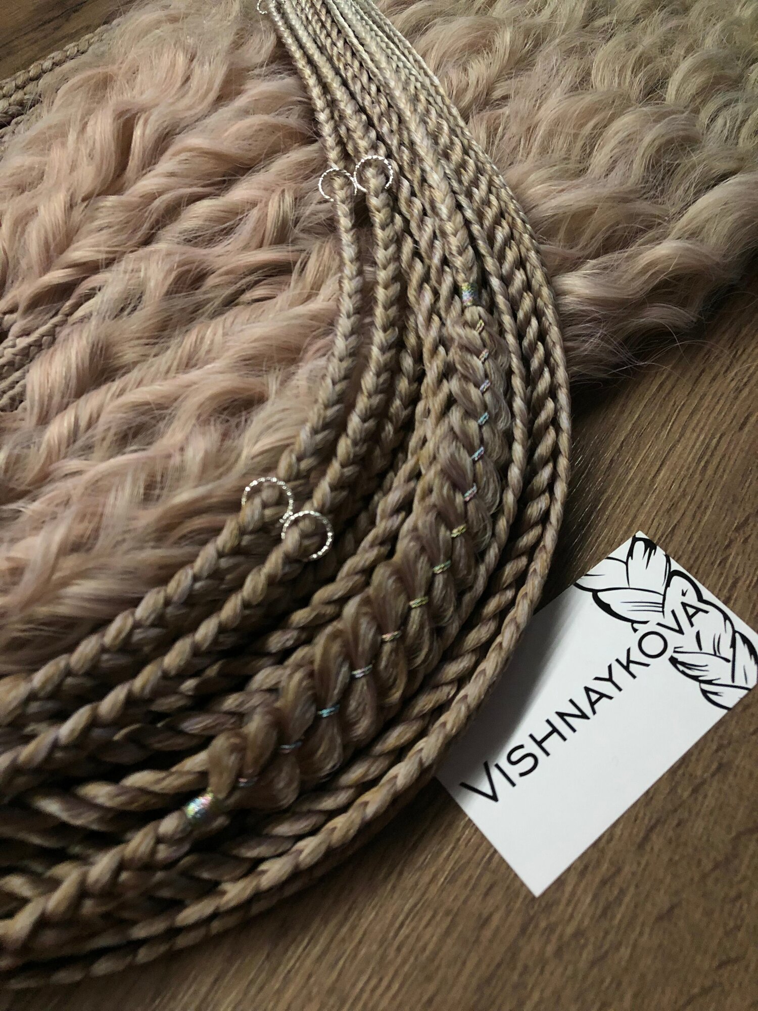 VISHNAYKOVA Ручной комплект кос и локонов ARIEL LUXE