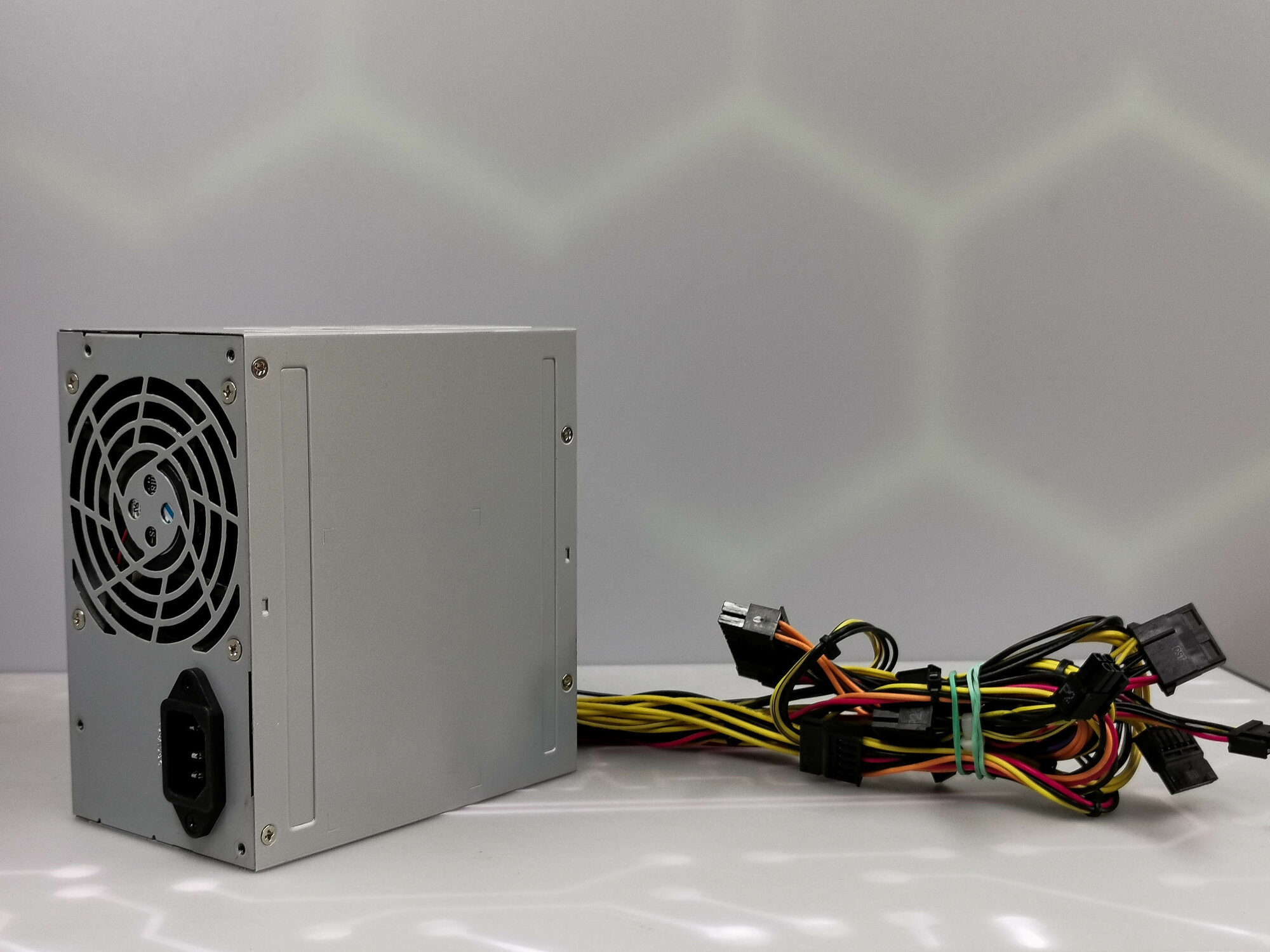 Блок питания Power Rebel RB-S400T7-0 H 400W 80mm fan активный ATX12V 2.2