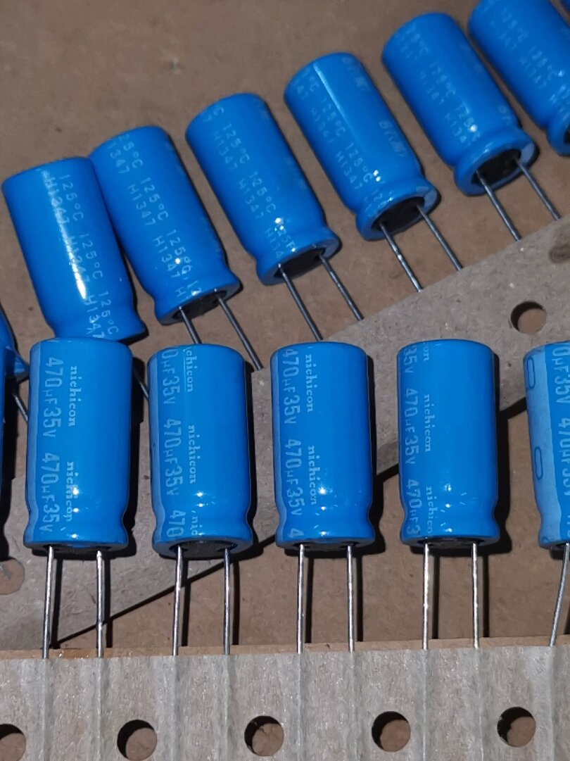 Nichicon 35V470UF/35V BT серии 125 градусов 10*20 алюминиевые электролитические конденсаторы 10шт цена