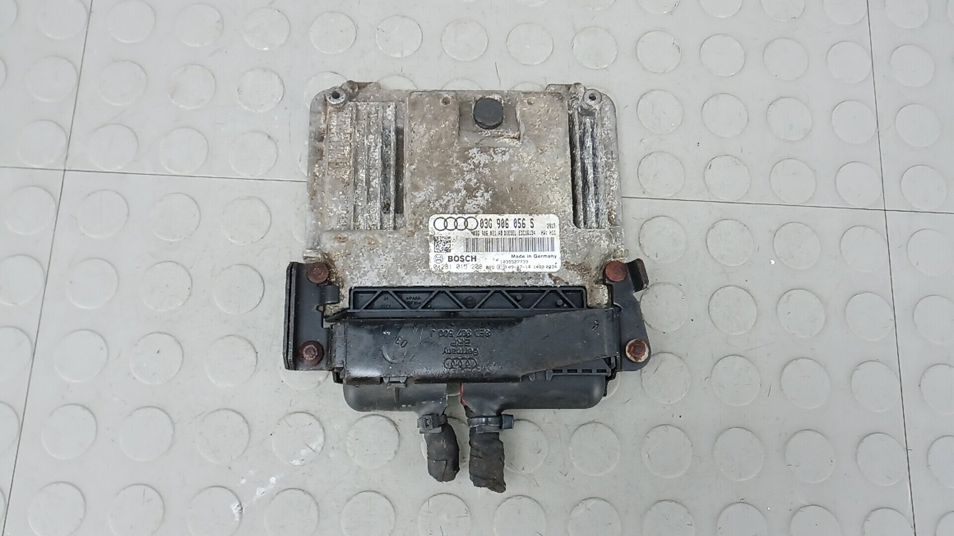 Блок управления двс AUDI A3 8P, Номер 0281015208 03g906056s