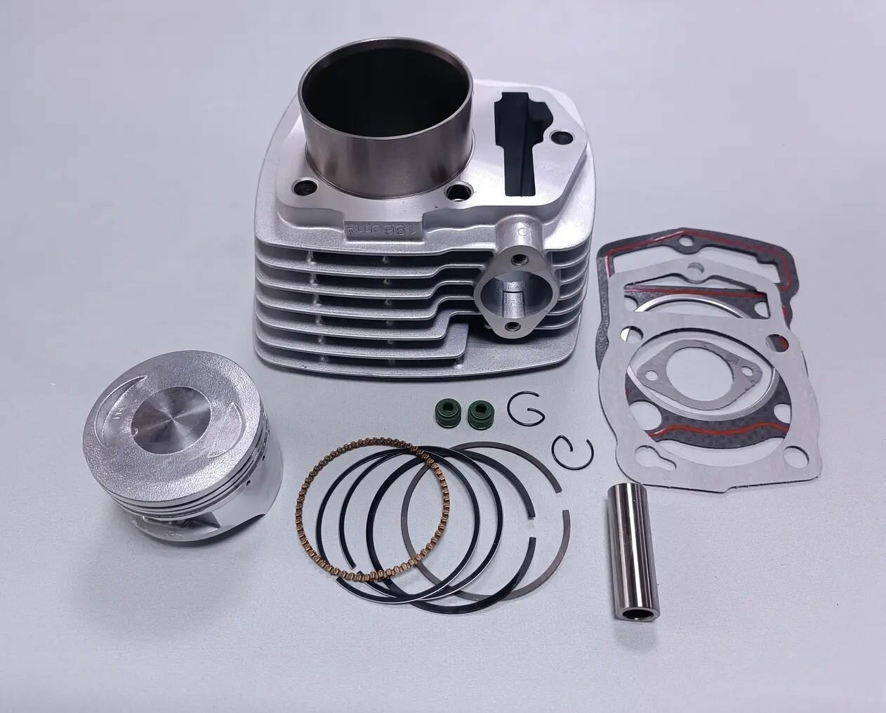 Цилиндро-поршневая группа (ЦПГ) 4T CB200 (164FML) ( 63.5, палец- 15мм) F6