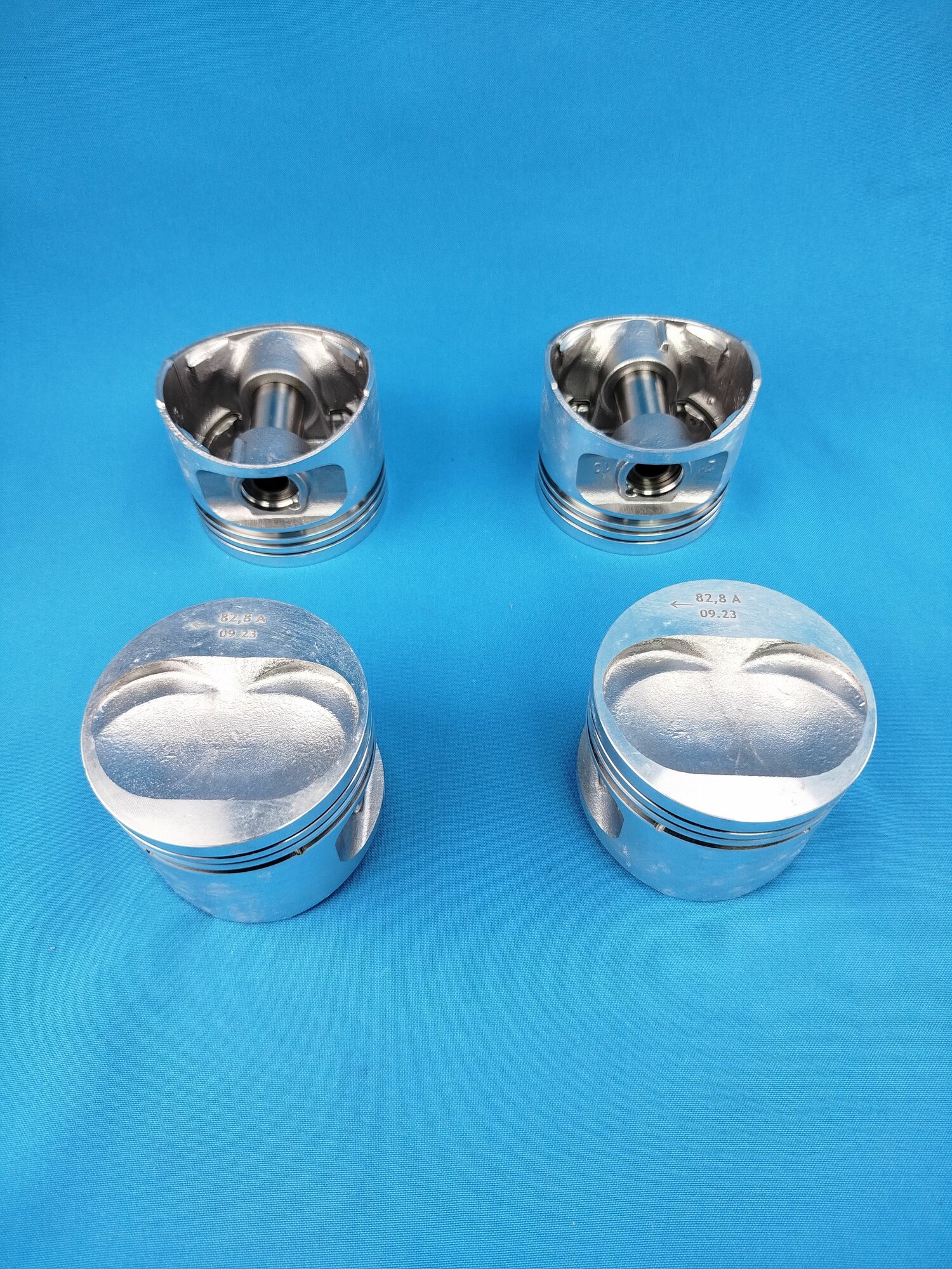 Поршня с пальцами "LECAR" для а/м ВАЗ 2110 82,8 А