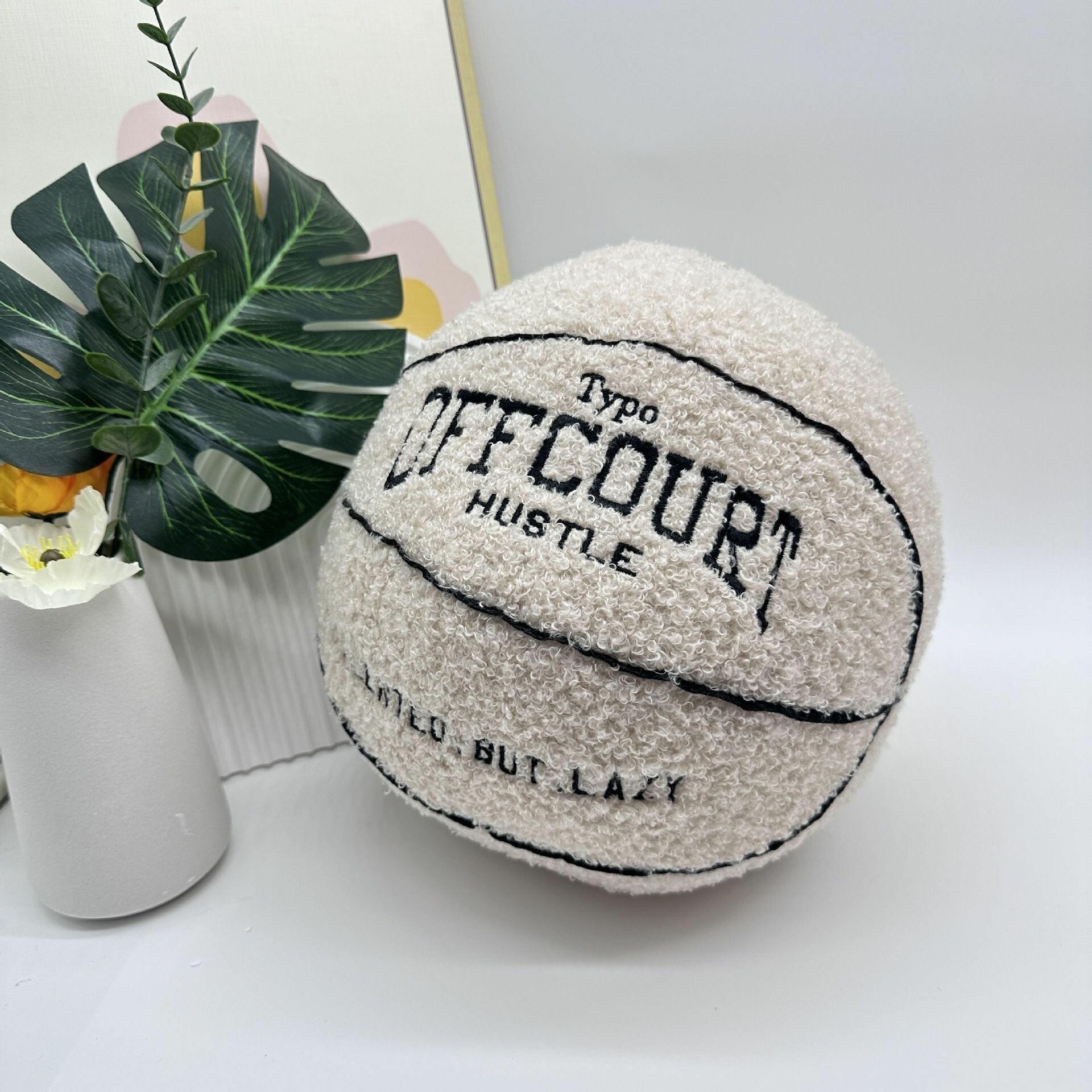 Offcourt basketball pillow Плюшевая подушка в форме баскетбольного мяча kaiwanstore